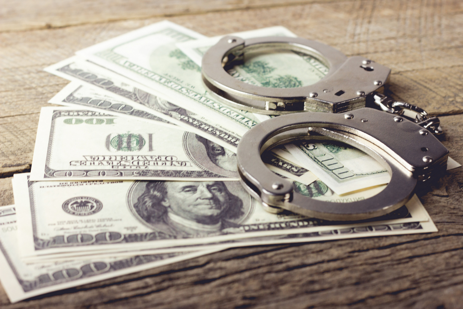 Tips To Avoid Bail Bond Scams - Szar Bail Bonds